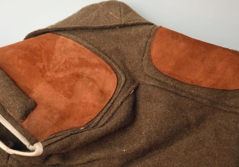 Regimentals | BRITISH WWI MACHINE GUN CARRYING VEST.