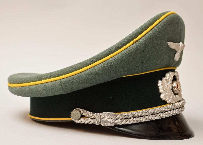 Regimentals | GERMAN WWII SIGNALS OFFICERS VISOR CAP