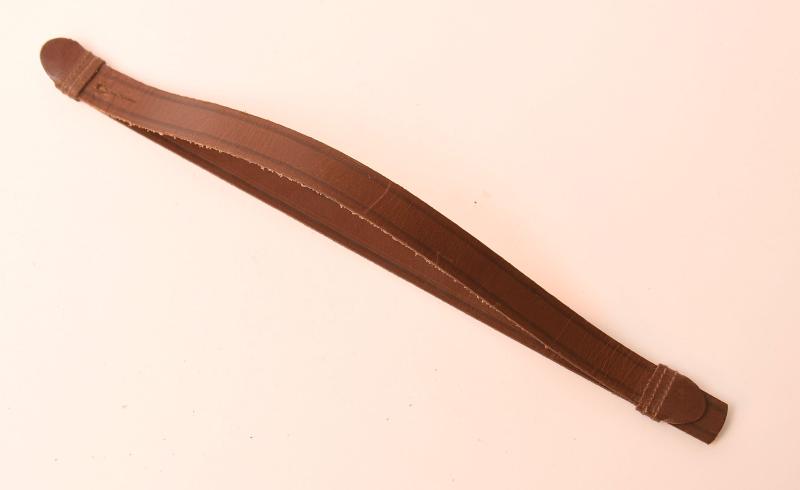 Regimentals | BRITISH WWII OFFICERS CAP STRAP FOR THE VISOR CAP.