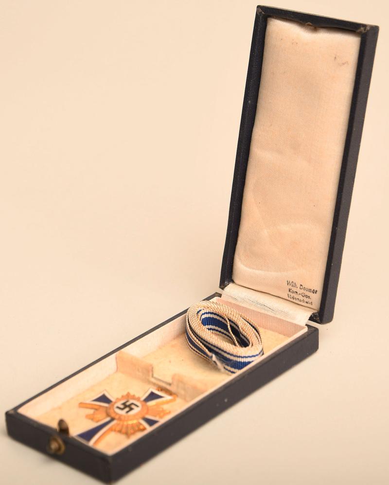 Regimentals | GERMAN WWII MOTHERS CROSS IN GOLD, CASED.