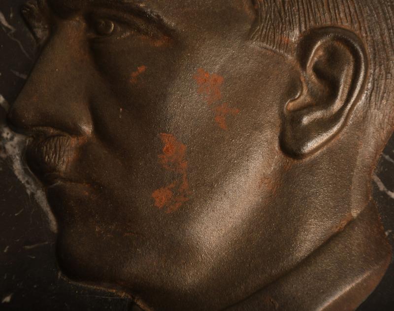 Regimentals | GERMAN WWII HITLER HEAD ON MARBLE BASE.