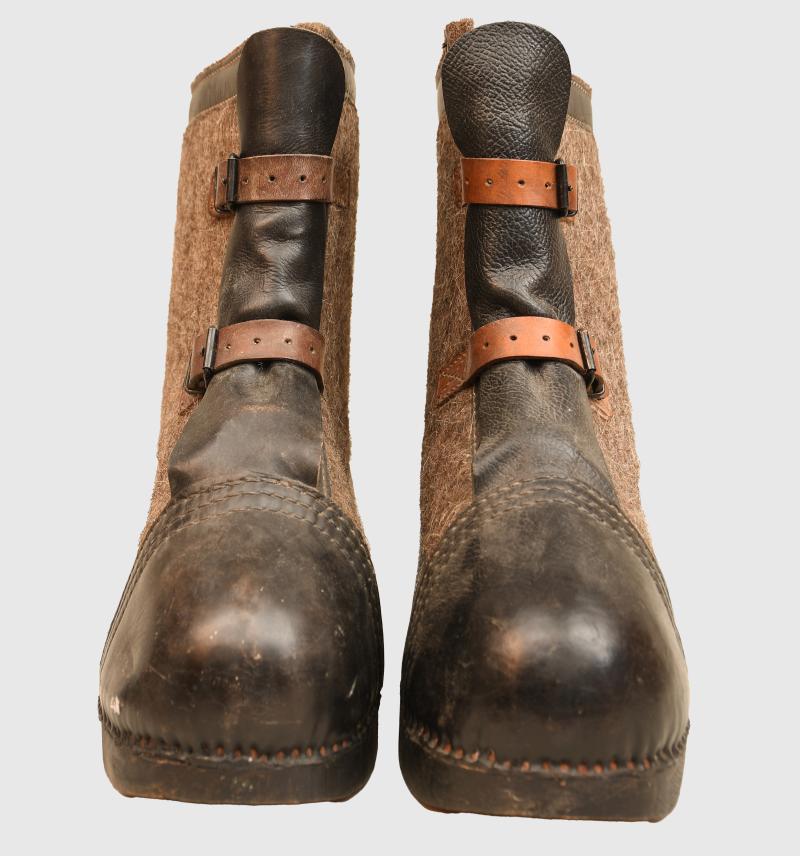 Regimentals | GERMAN WWII ARMY RUSSIAN FRONT OVER BOOTS.