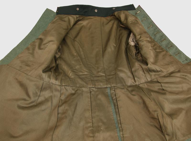 Regimentals | GERMAN WWII SMOKE TROOPS PARADE TUNIC.