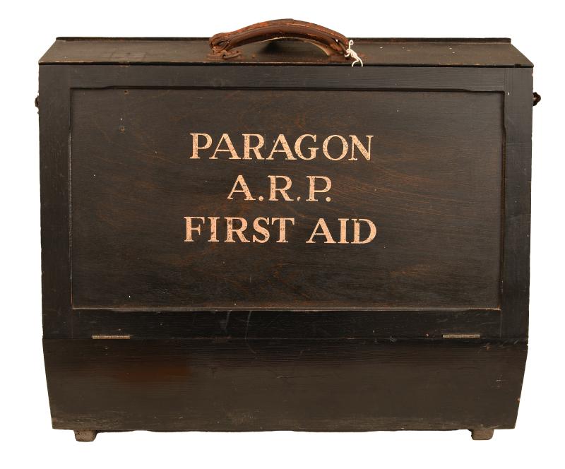 Regimentals | BRITISH WWII AIR RAID PRECAUTION FIRST AID SET.