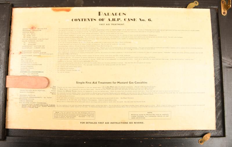 Regimentals | BRITISH WWII AIR RAID PRECAUTION FIRST AID SET.